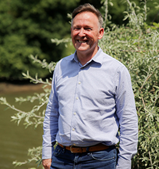 Flyonthewall — One Page Parallax Theme